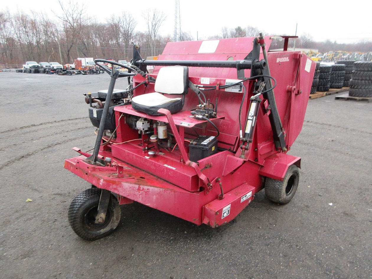 TORO 5400HL TURF SWEEPER